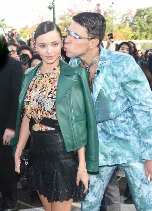 Justin Timberlake bị fan quấy rối